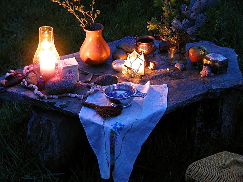 Moon Rituals for Guiding Intentions