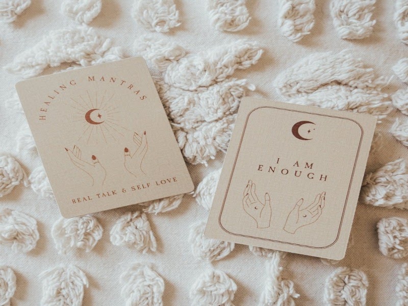 How to Match Your Aesthetic With Your Tarot Deck