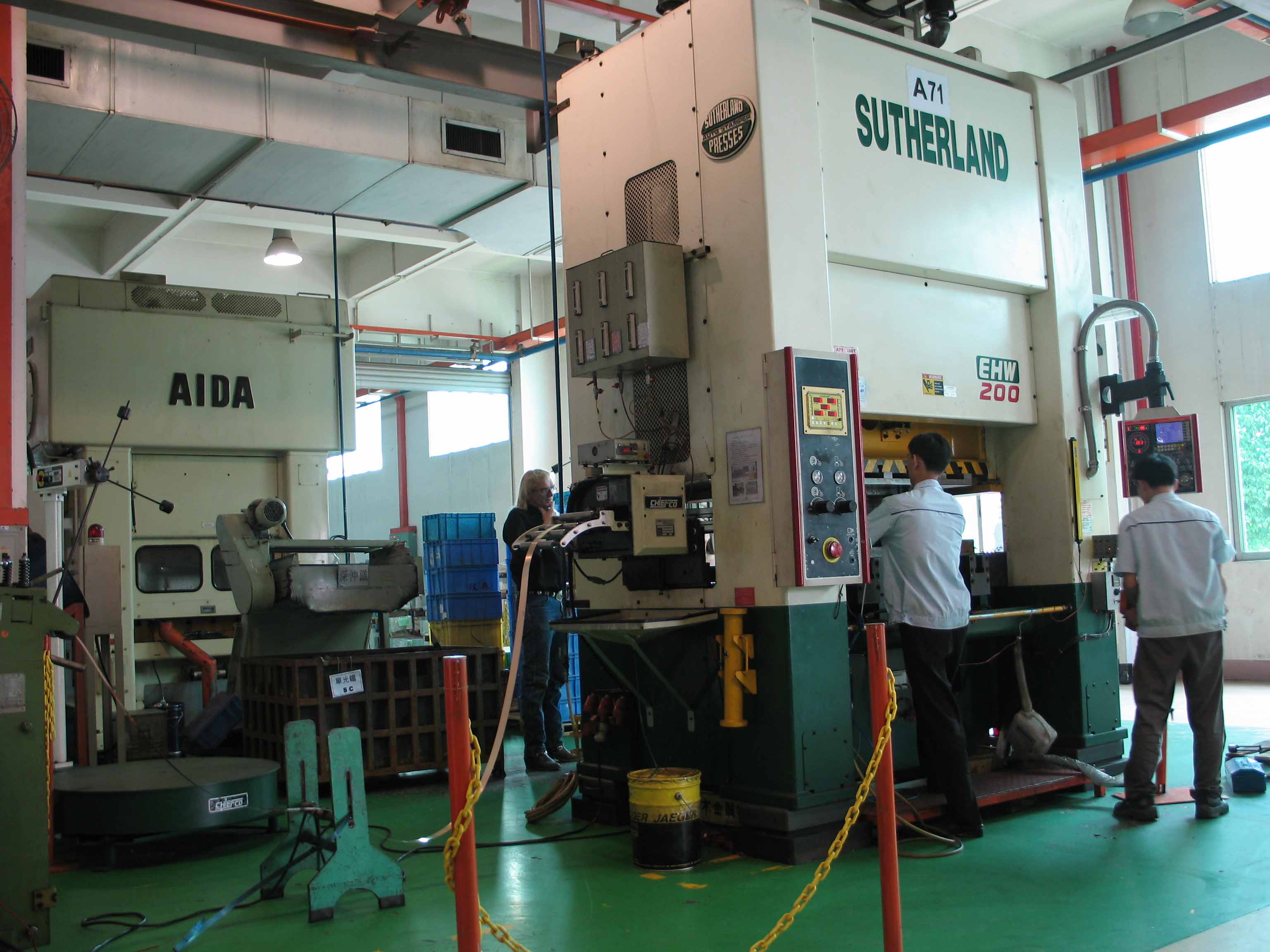 Sutherland ECCENTRIC STAMPING FORMING PRESSES