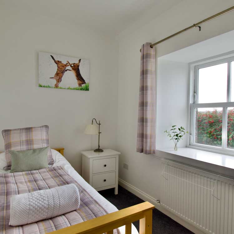 Normann's Ruh traditional self catering cottage on Mull