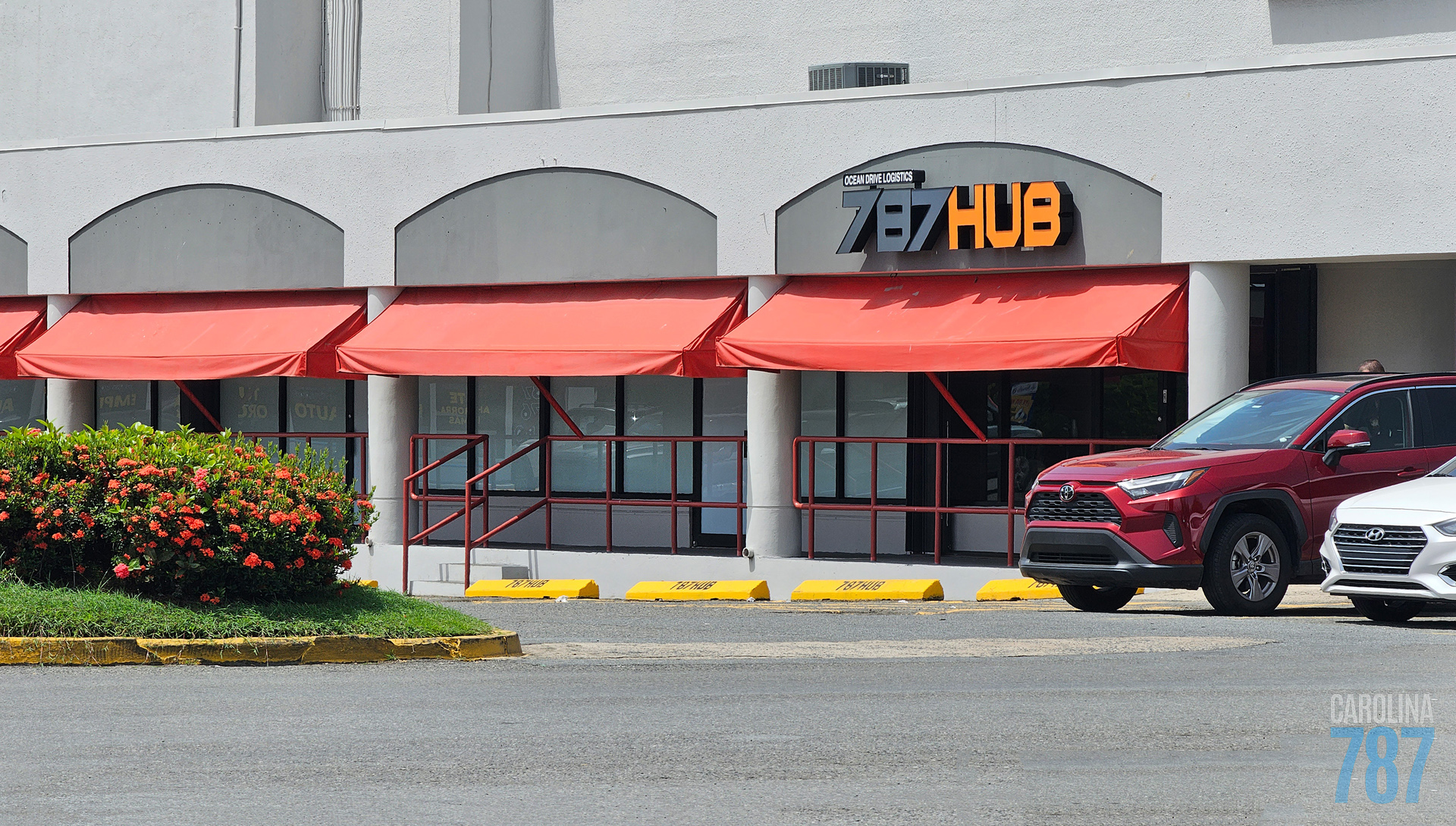 Abre en Carolina el primer centro de recogido de paquetes de Amazon en ...
