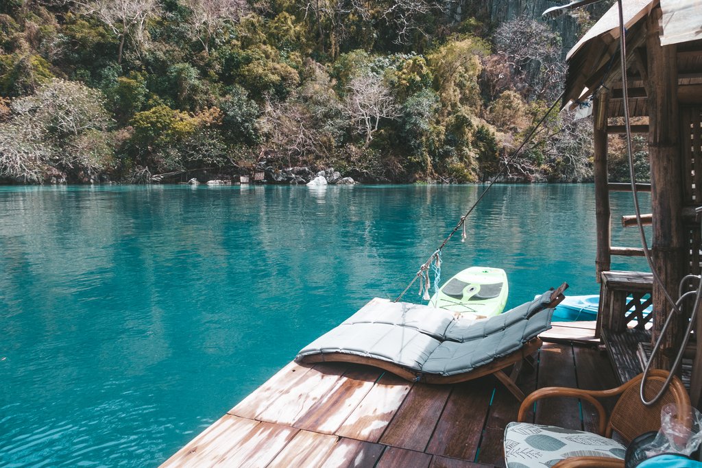 Paolyn Houseboats Review: The Best Place To Stay Near Coron Island!