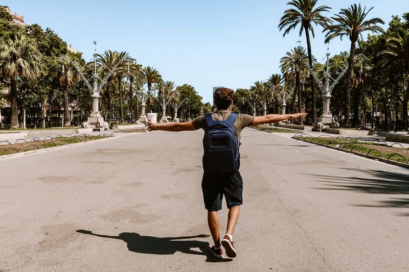 2024 Solgaard Review: Lifepack vs Endeavor vs Hustle Backpacks