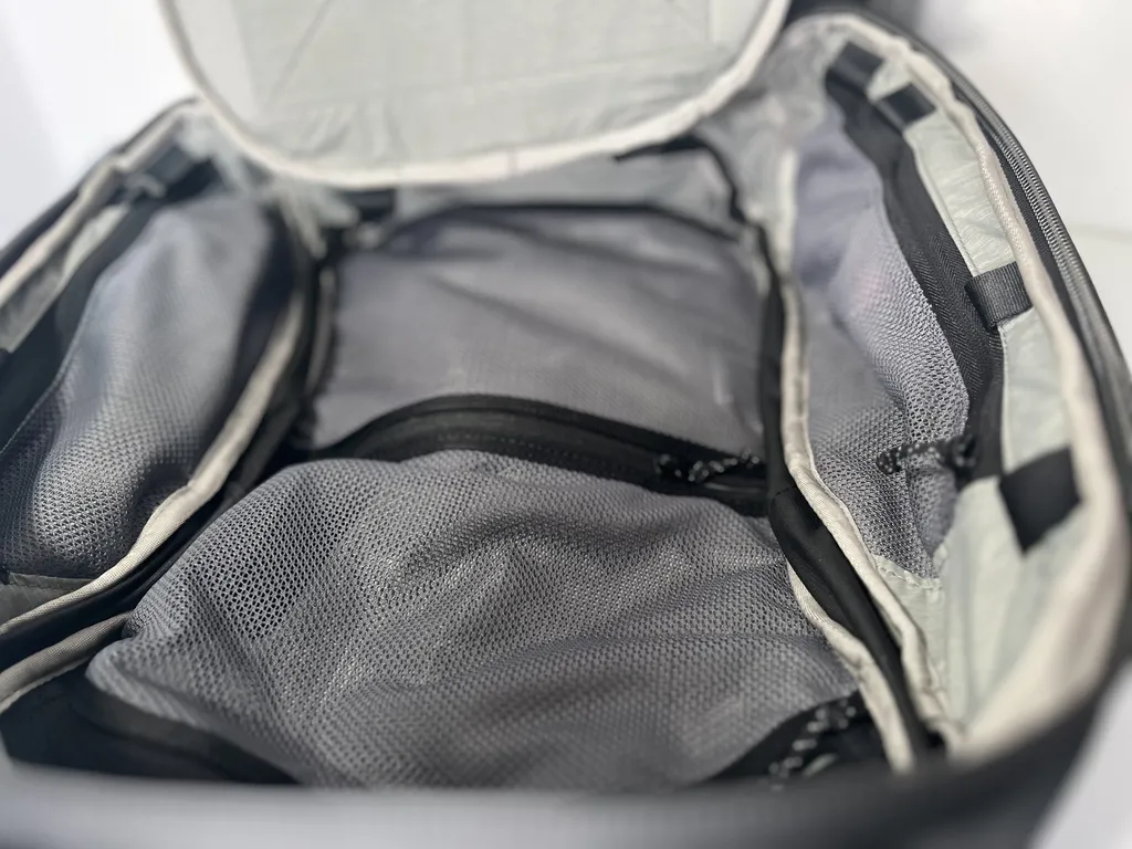 2024 Peak Design 30L Travel Backpack Review [Unbiased]