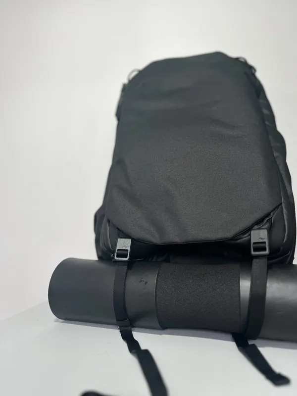 2024 Peak Design 30L Travel Backpack Review [Unbiased]