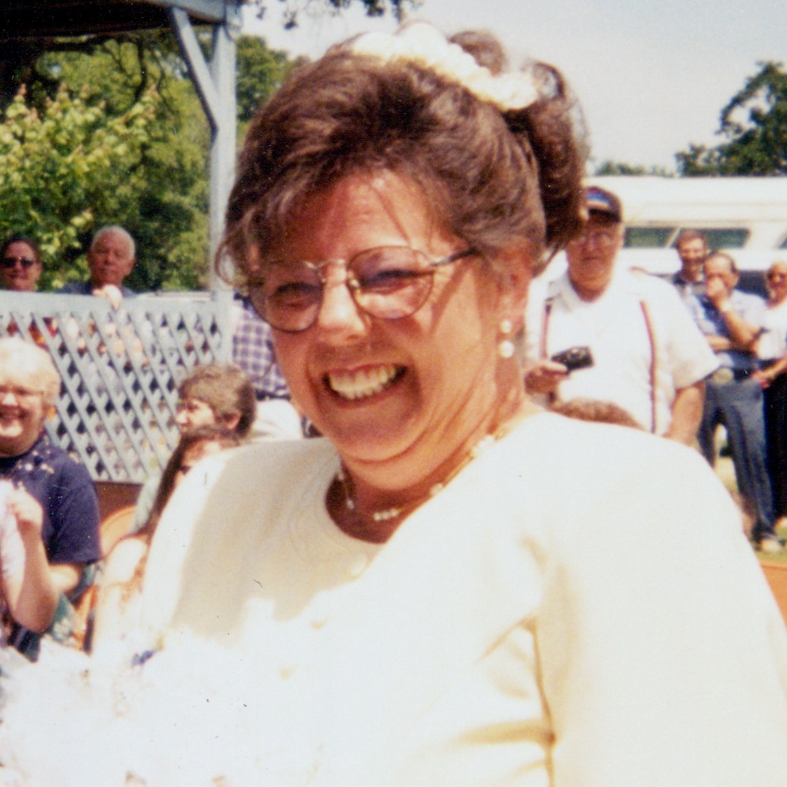 Obituary for Carol Ann Barr Hewitt | Harry Mckneeley & Son