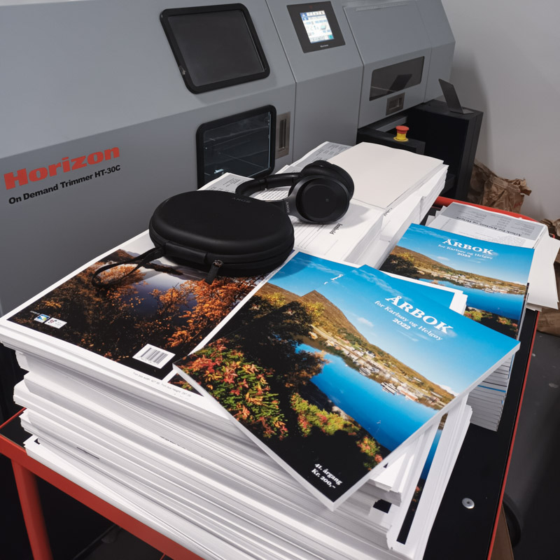 Trykk, digitaltrykk, stansing, rilling, ferdigjøring