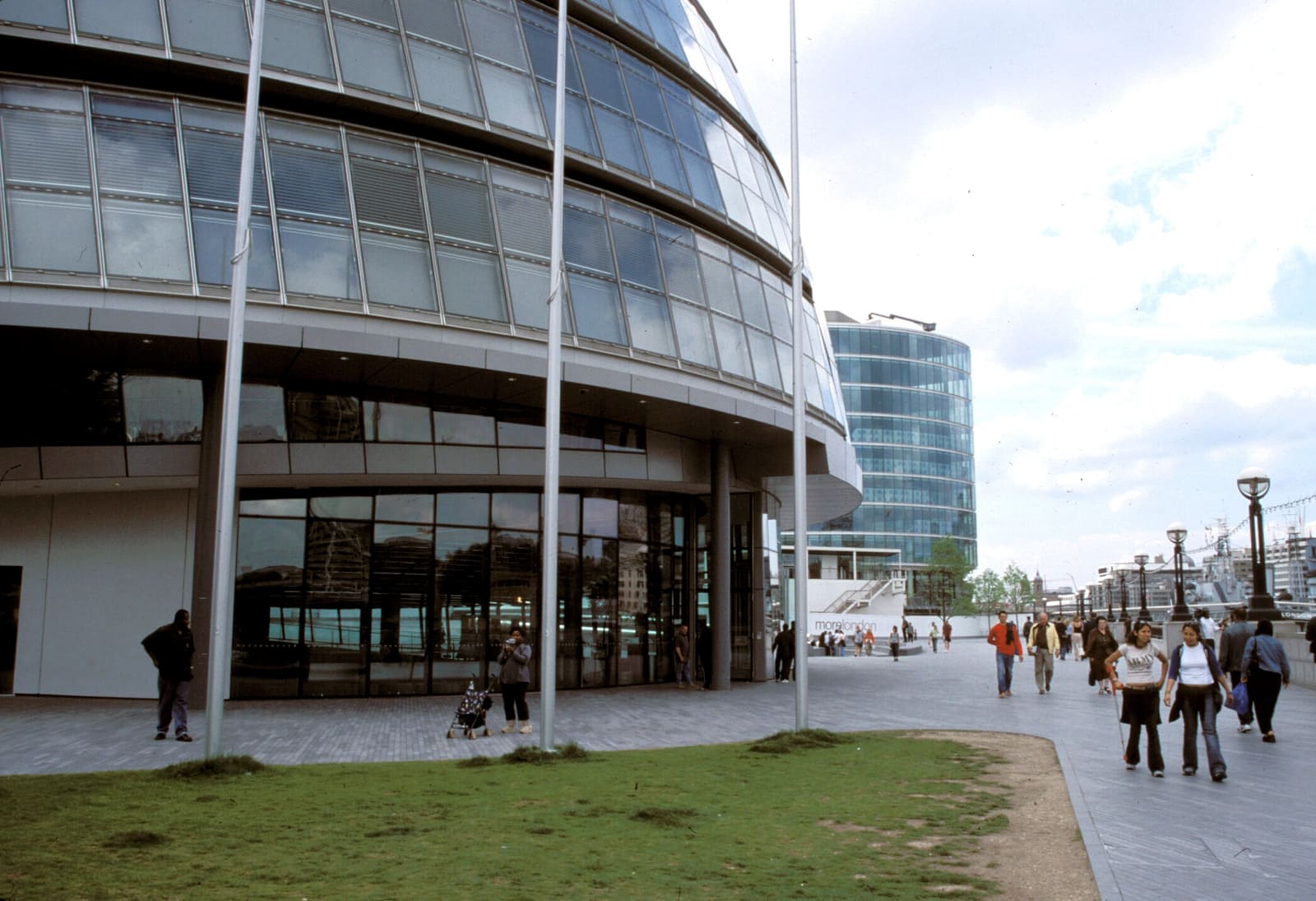 GLA Building (City Hall) and Plaza | Hall of Shame