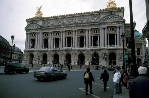 Place de l'Opéra | Hall of Shame