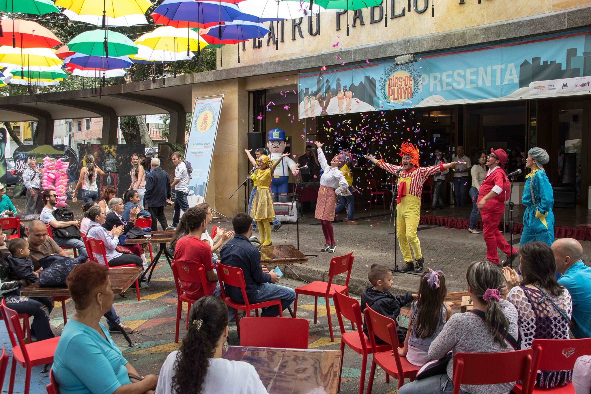 Días de Playa | Lighter Quicker Cheaper