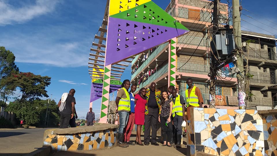 Floating Zebra Bus Stop | Streets & Transportation