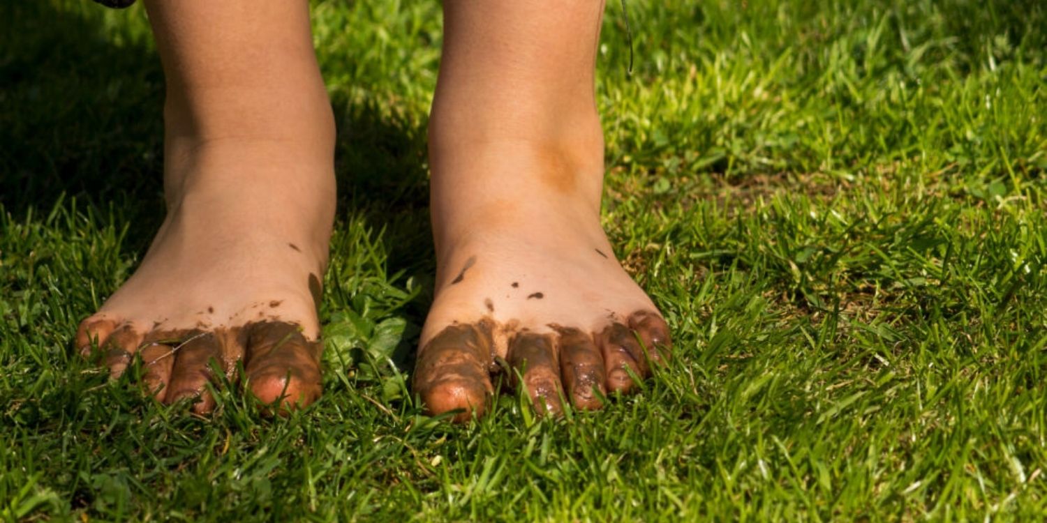 Should Early Years settings introduce barefoot play? • Nipperbout