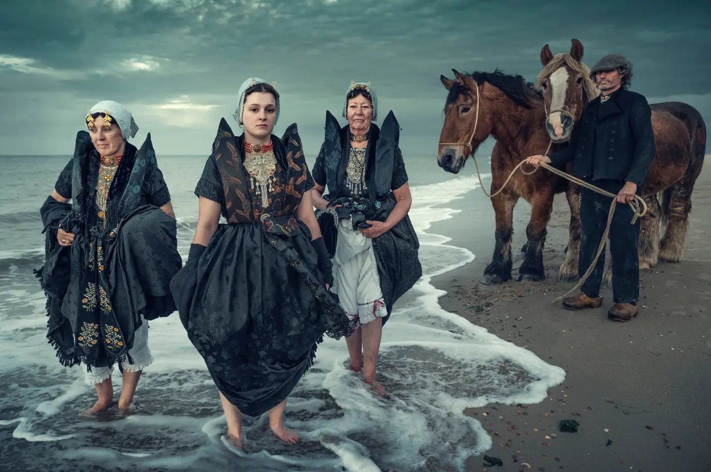 Between the Sea & the Sky - Jimmy Nelson