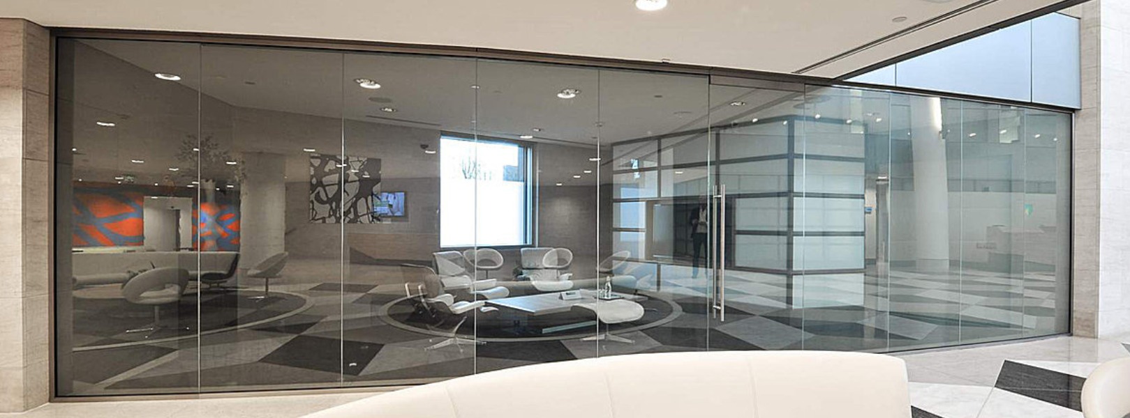 Defining Transparency: The Superiority of Ultra Clear Smart Film