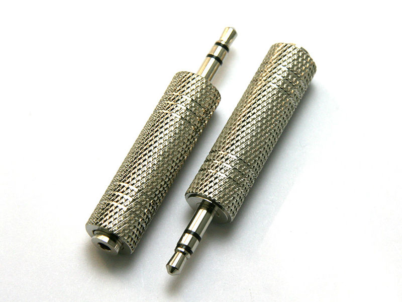 TRS 2.5 Jack to TRS 3.5 Plug Adapter | RA-305