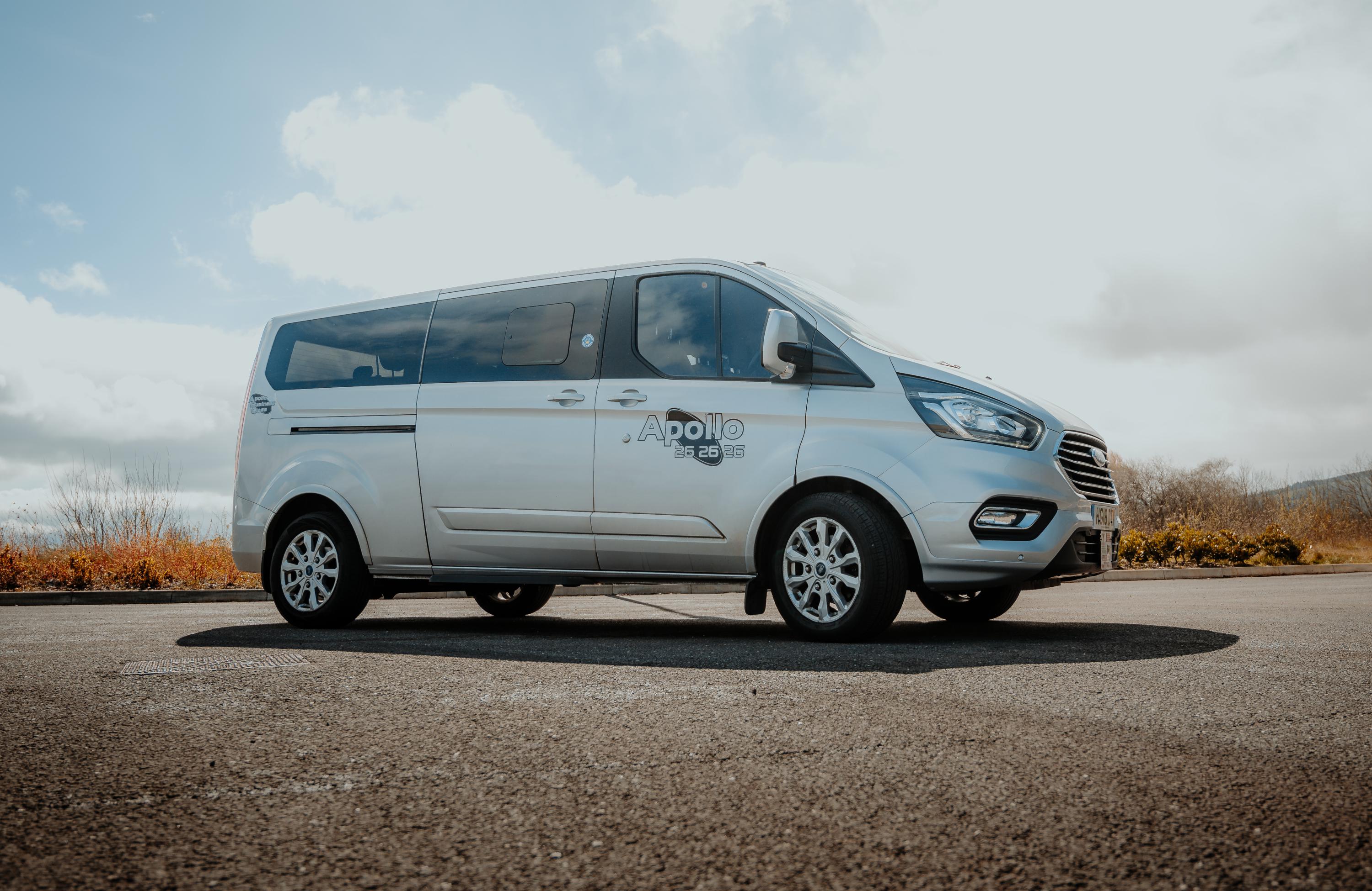 8-Seater Minicab Service | Apollo Taxis | Wrexham Taxis