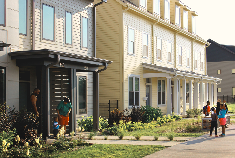 Choice Neighborhoods : The Revitalization of Public Housing