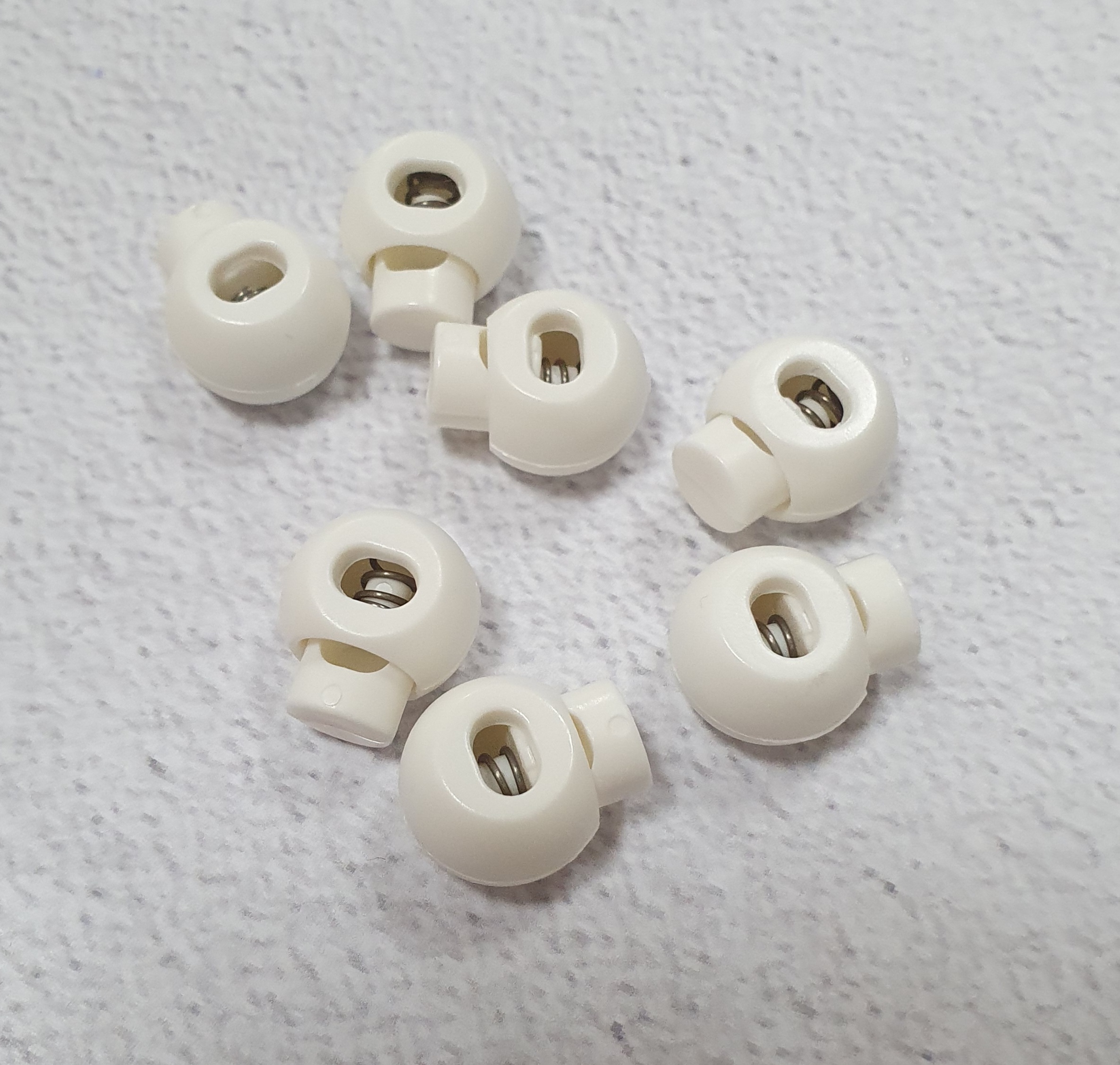 White 15mm Drawstring Toggle