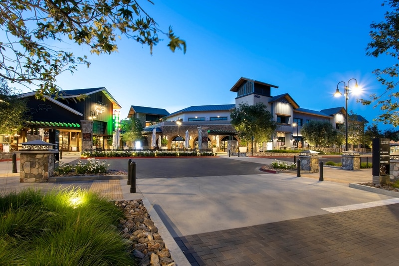 The Vineyards at Porter Ranch