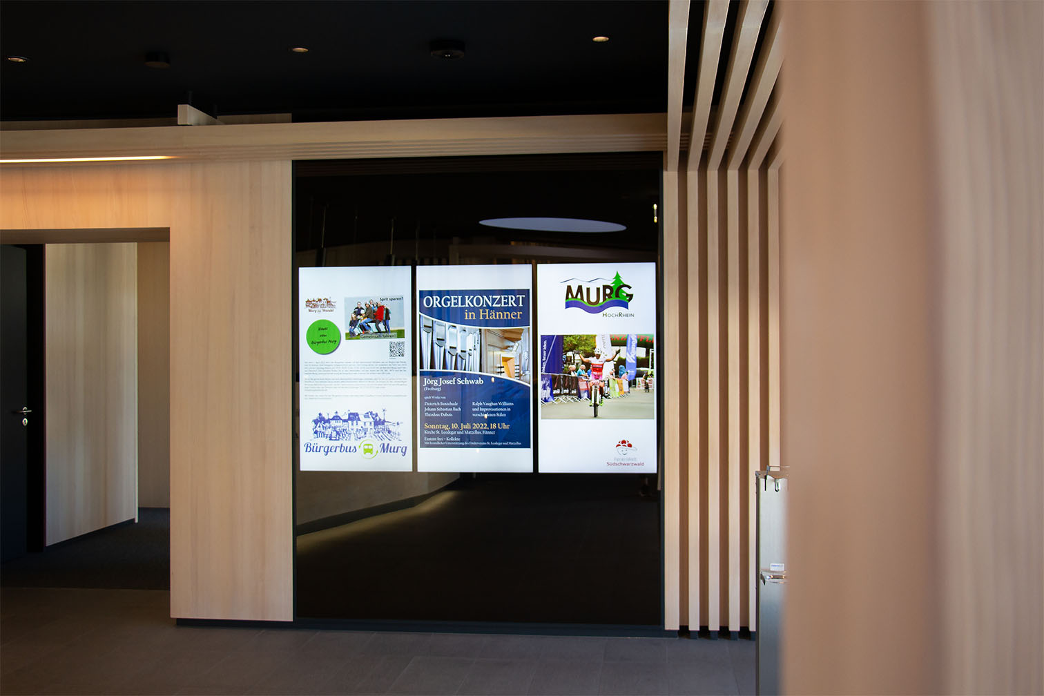 Rathaus-Informationen modern präsentiert: digitales Bürger ...