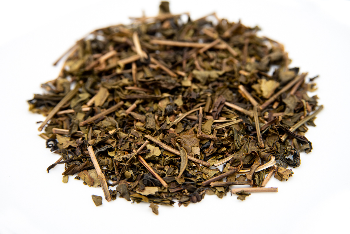 TOMOHA : A rare blend of Houjicha and Oolong Tea