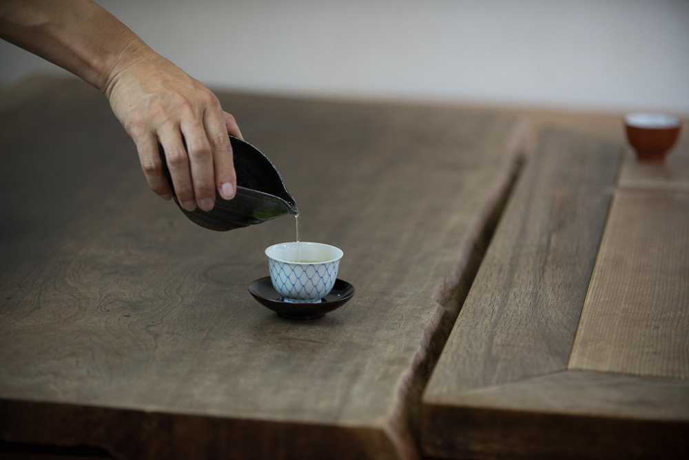 HATSUNO: Tea Tasting by Alex Ahearn