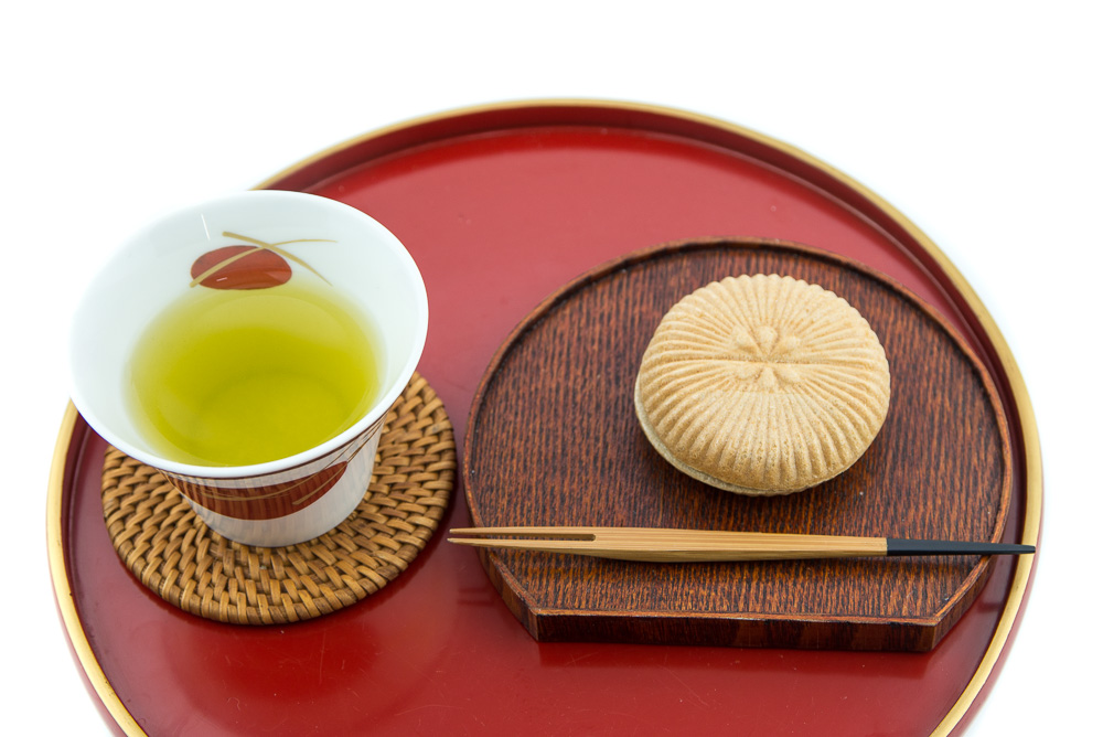 NAOMI : Tea Tasting by Mélina Da Rocha