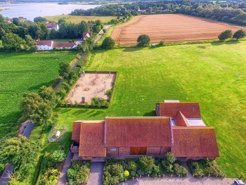 Hickling Barn community and events centre | Home