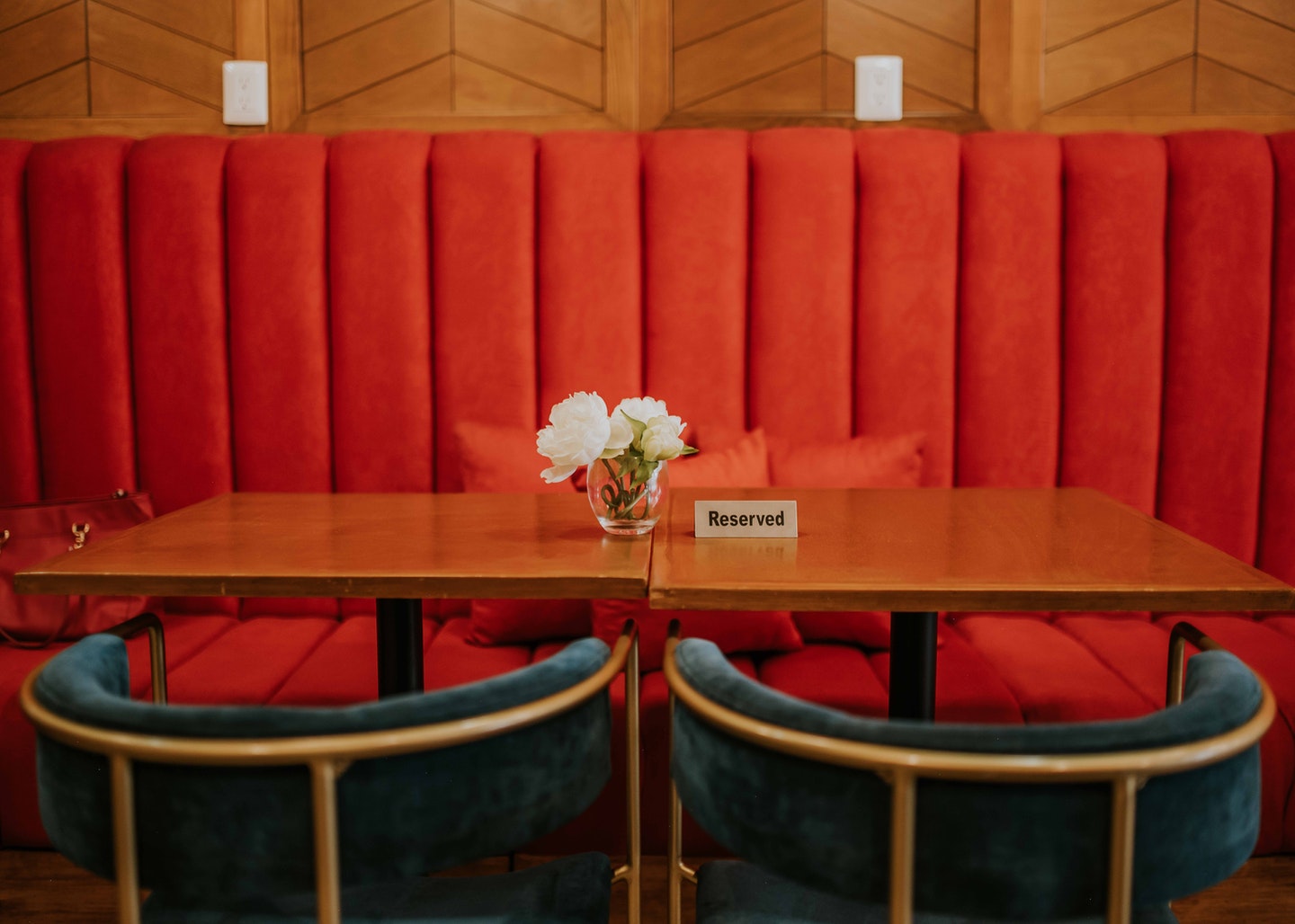 Busy Restaurant Season: 5 Ways to Thrive During Busy Season