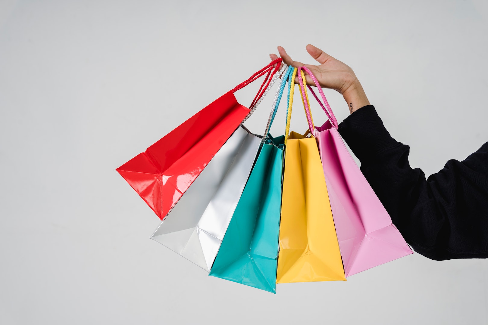 Overselling: What is Overselling and 6 Ways to Prevent It