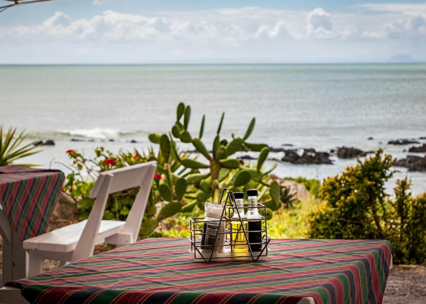 Types of Restaurant Condiment Holders | Most Used Condiments