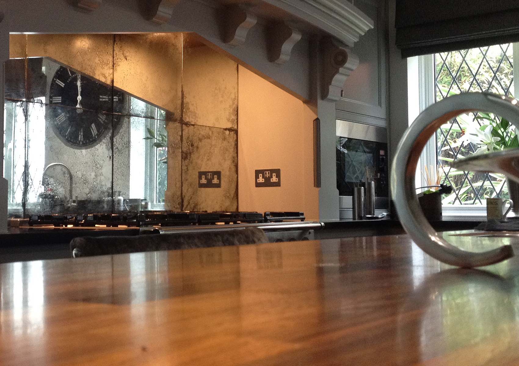 Vintage Style Antiqued Mirror - Saligo Design