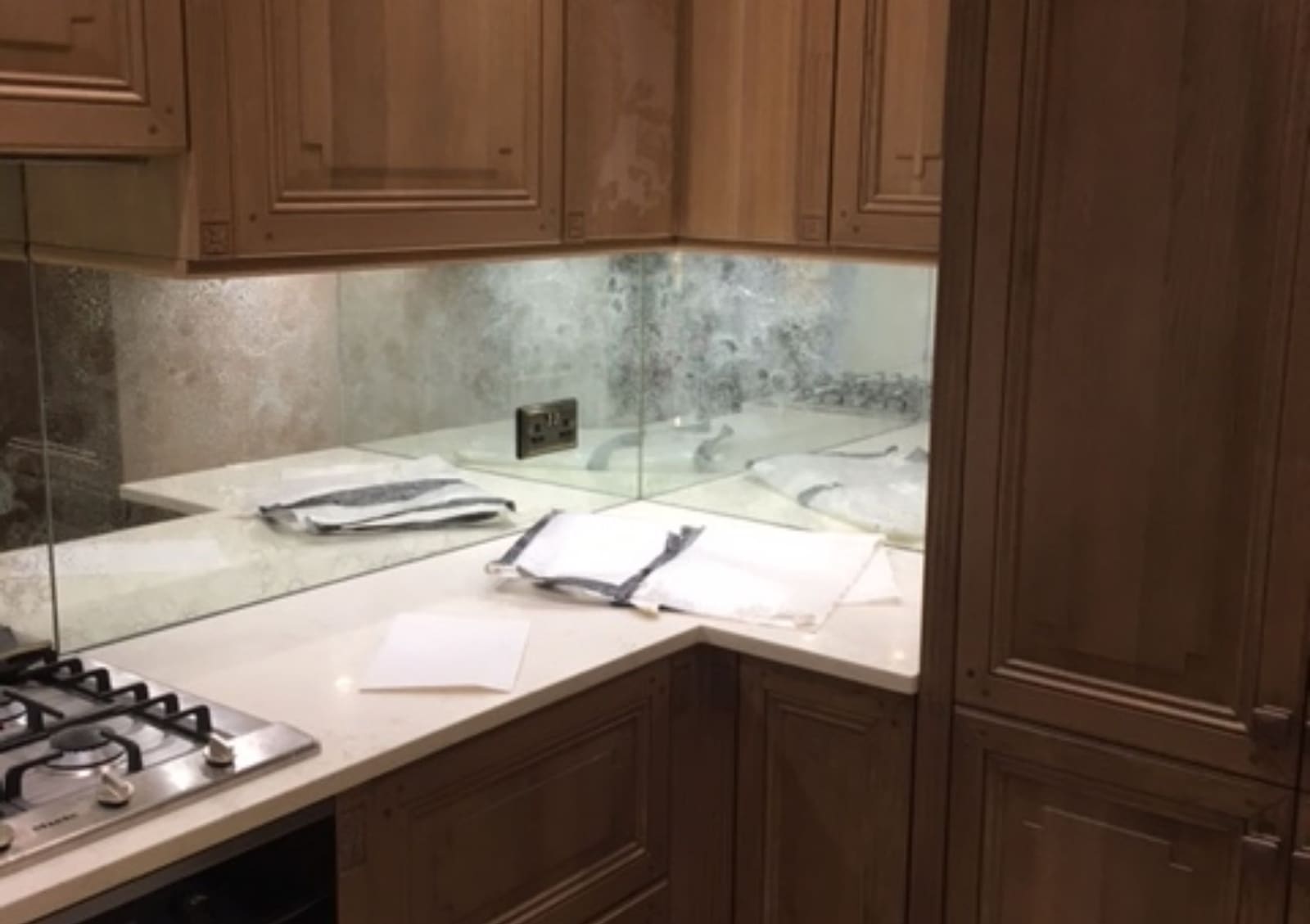 Vintage Style Antiqued Mirror - Saligo Design