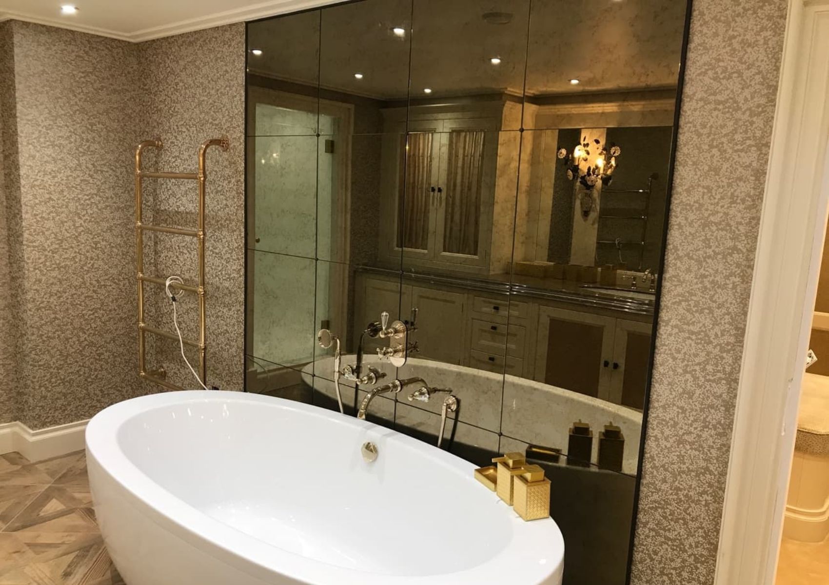 Vintage Style Antiqued Mirror - Saligo Design