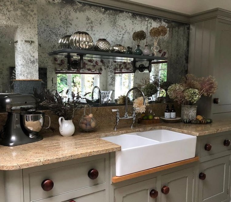 Antique Mirror Splashbacks for Kitchens and Bathrooms | Saligo Design