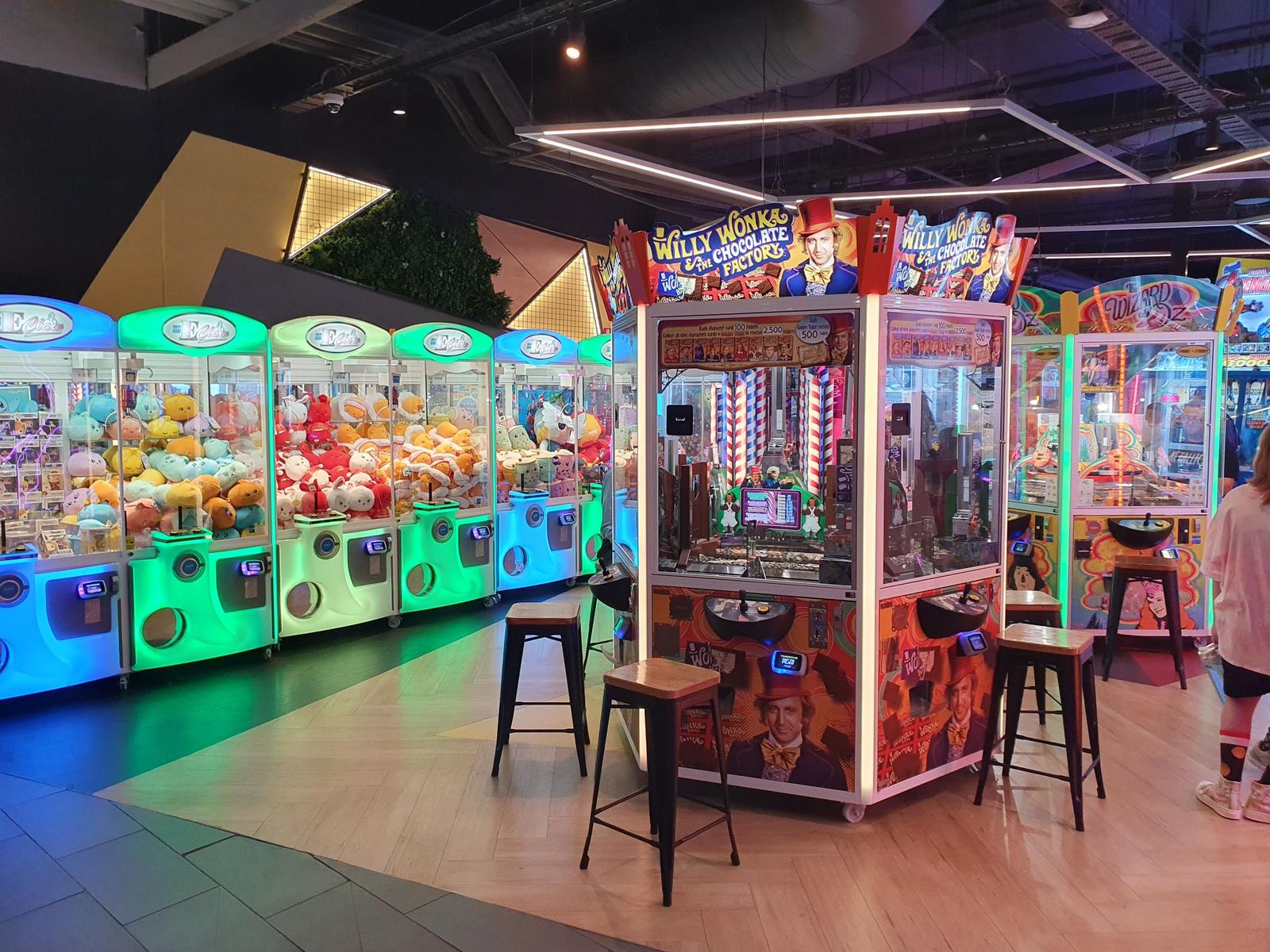 ELAUT GROUP - The Best Amusement games, Cranes & Coin Pushers