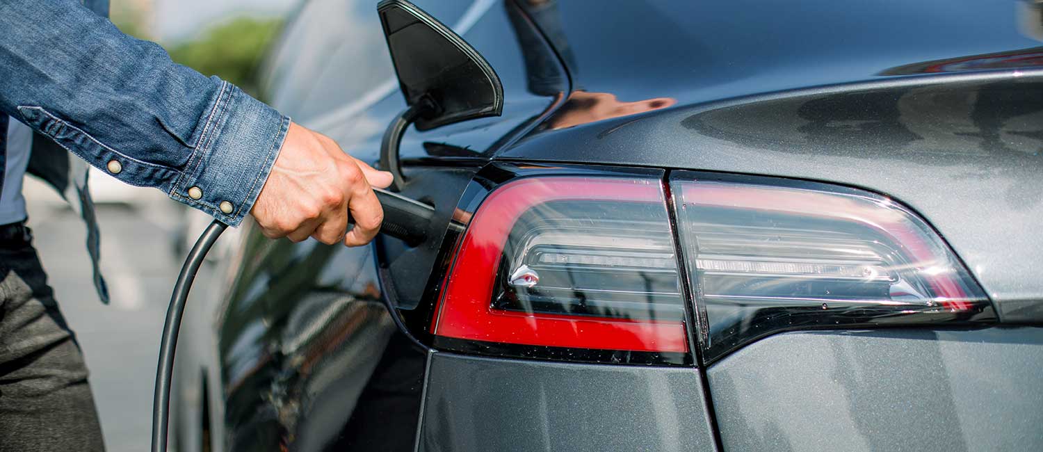 4 Things to Know Before Buying an Electric Vehicle (EV)