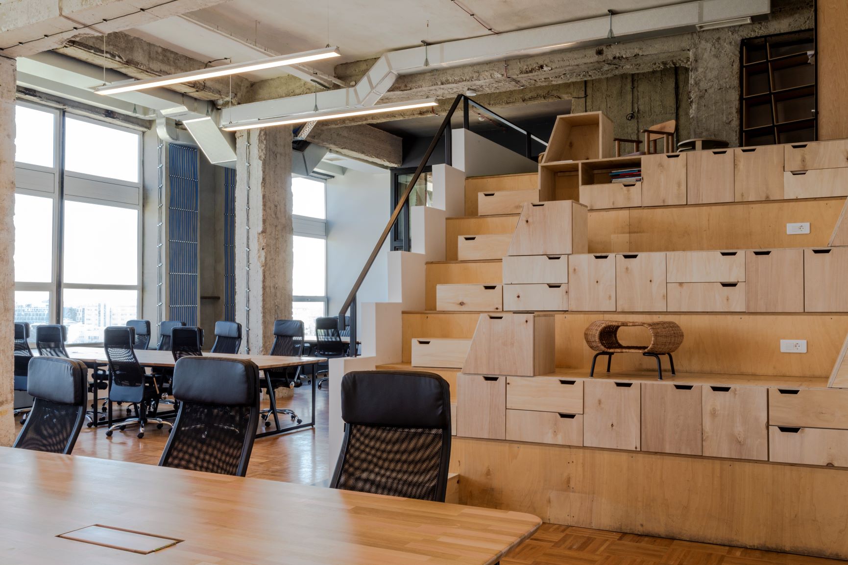 Flex Desks | Puzl CowOrKing