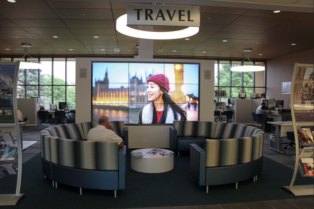 Carousel Digital Signage - AAA Minneapolis