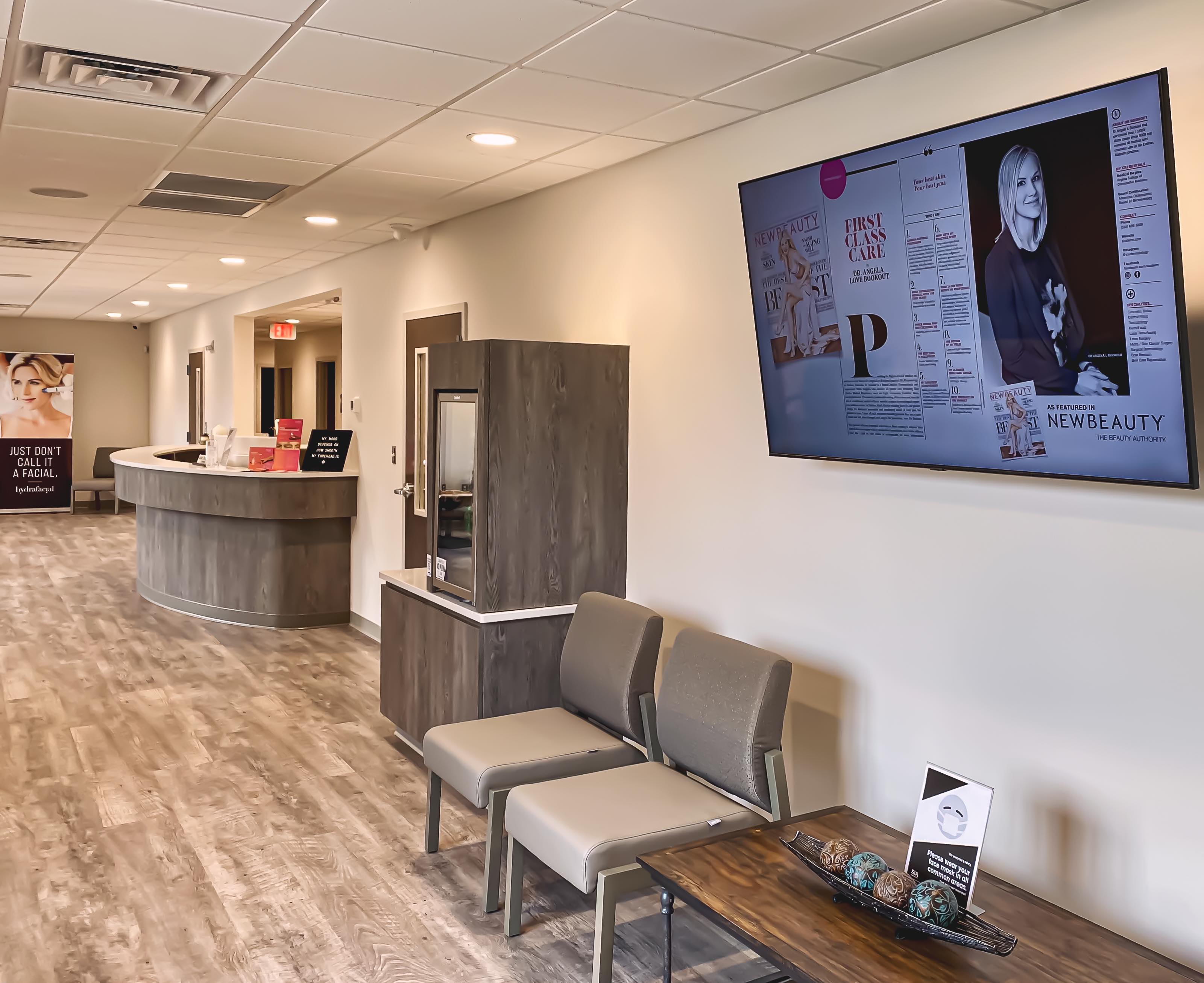 Carousel Digital Signage - SIA Dermatology