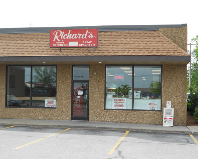 About Richard's Grinders & Catrering