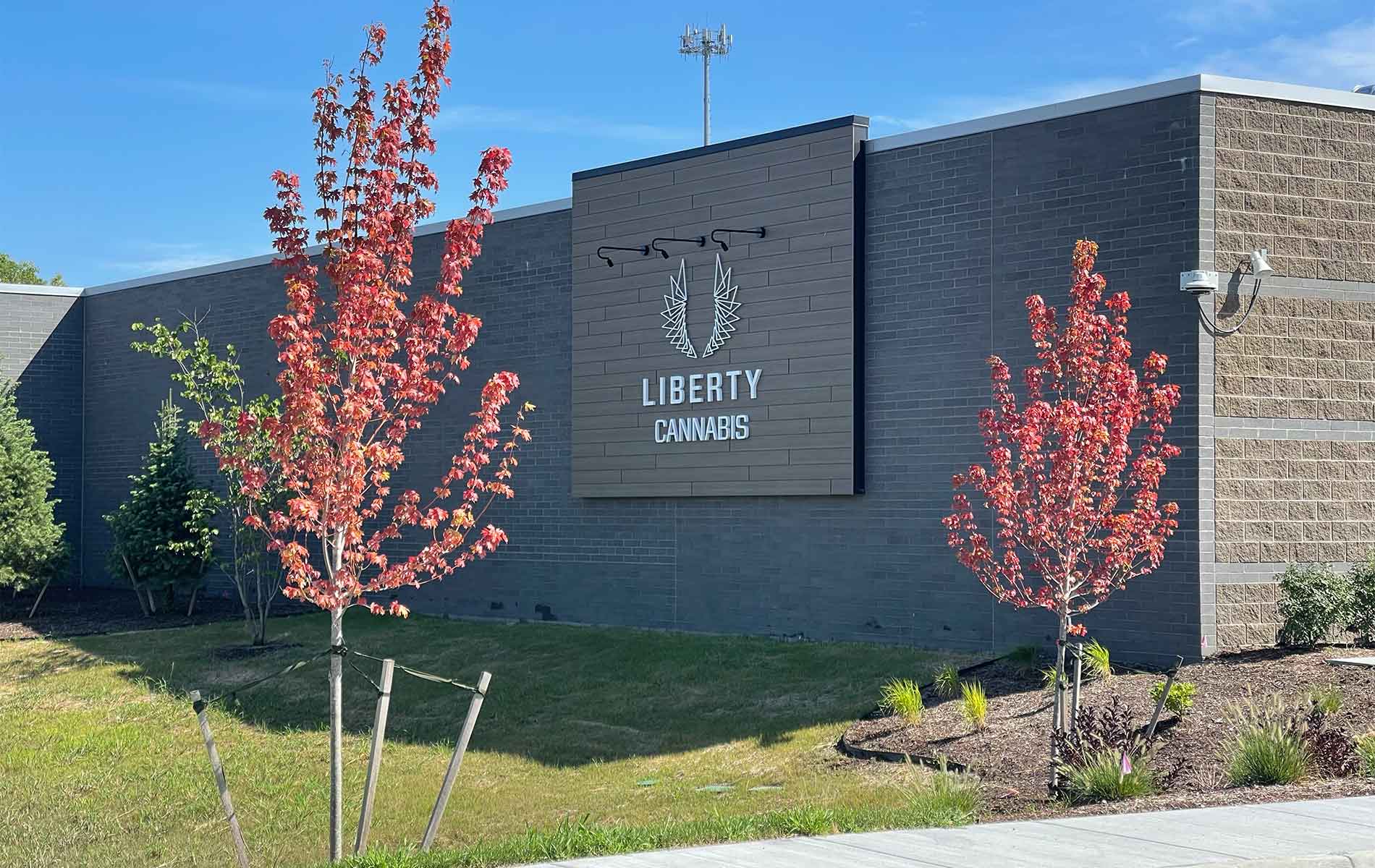 Holistic Industries | Detroit Grow and Process Facility | J2H Partners