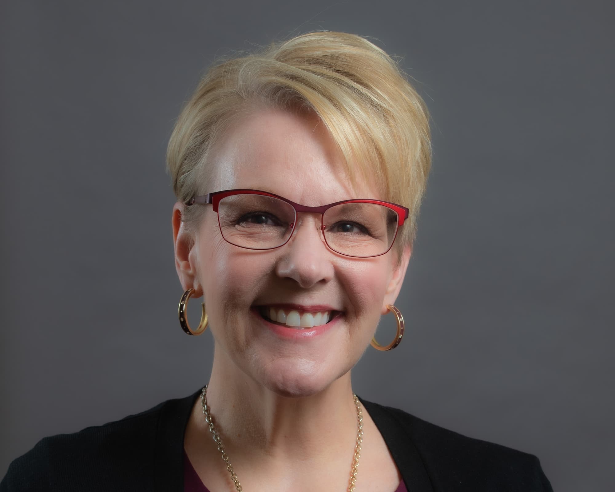 Molly Lopez Finalist for 2021 Inspiring Women of Iowa Character Award — Baton Global