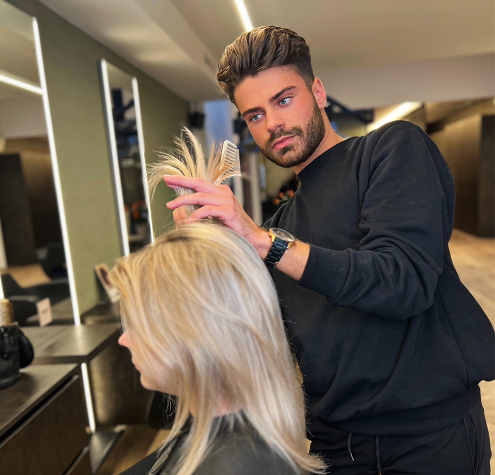 Kapper / kapster gezocht (Nieuws) – v/d Horst Hairstylers