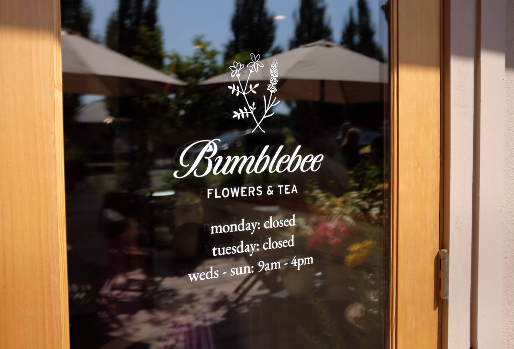 Bumblebee Flowers & Tea