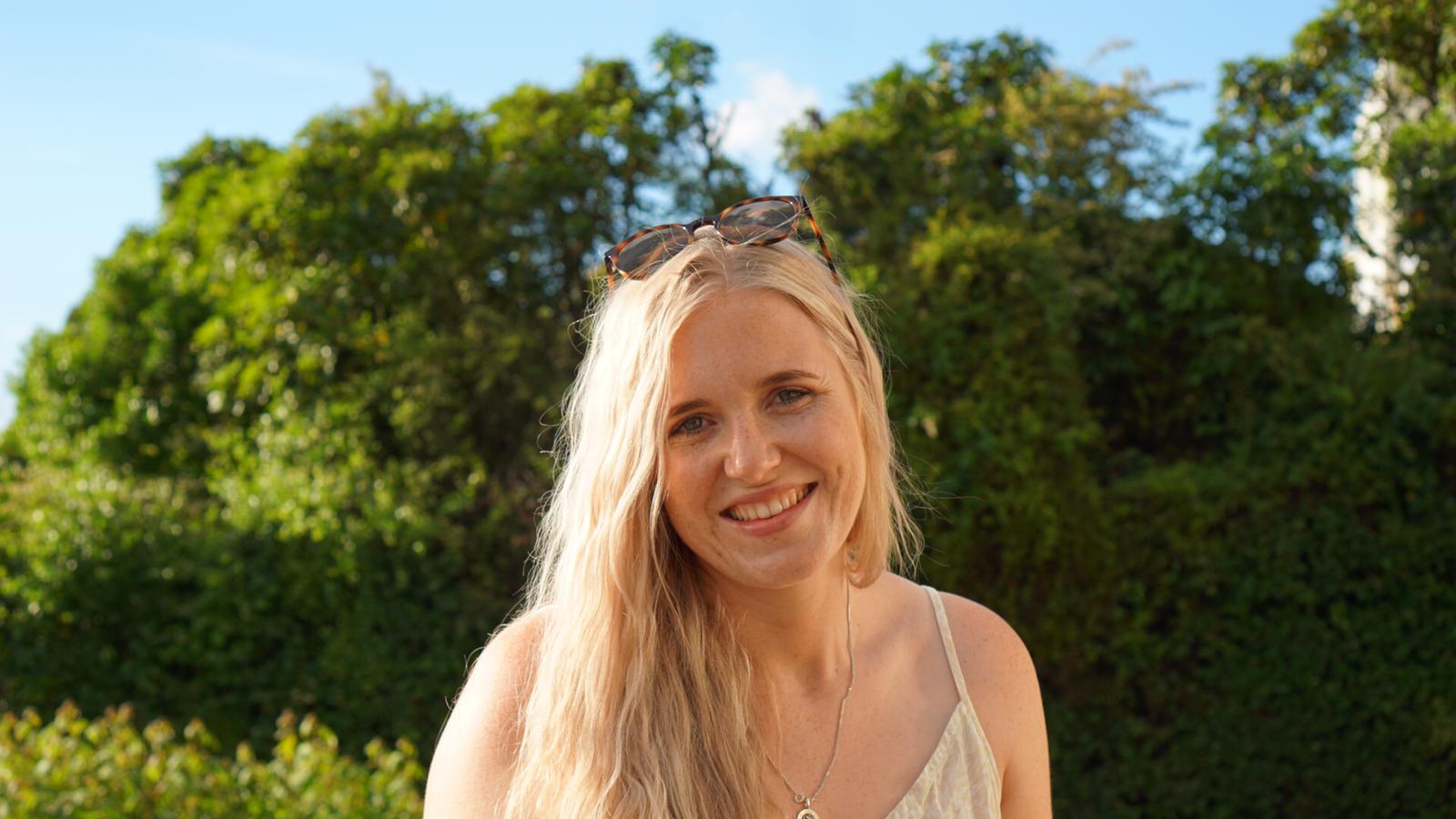 Summer Mark - Freelance Graphic Designer from Tauranga | Unicorn Factory