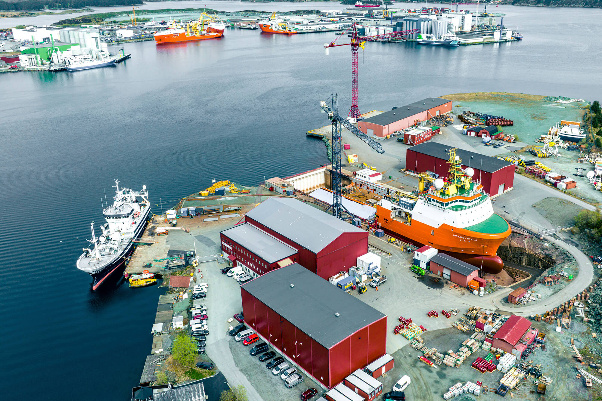 Westcon Yards | Anlegg: Ølen - Florø - Karmsund - Helgeland