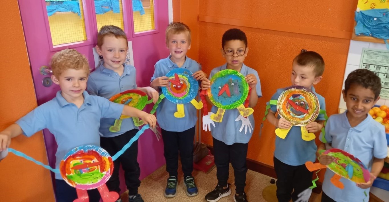 Senior Infants artwork | Scoil Naomh Muire Eas Géitine