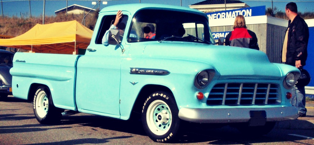 Lowering my '58 Apache.
