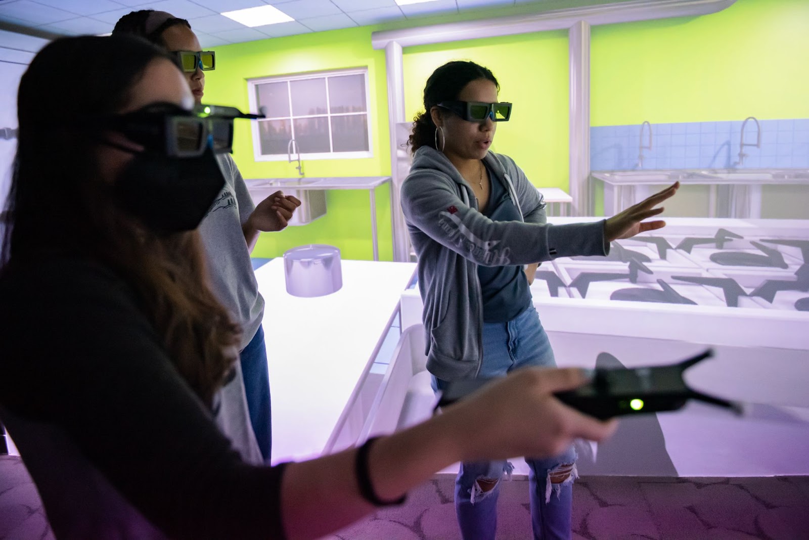 Maximizing Academic Research Potential: The Synergy of Projection VR ...